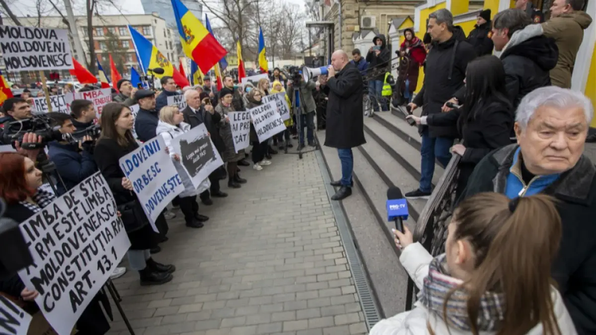 The elimination of the Moldovan language and the pro-Russians’ fury ...
